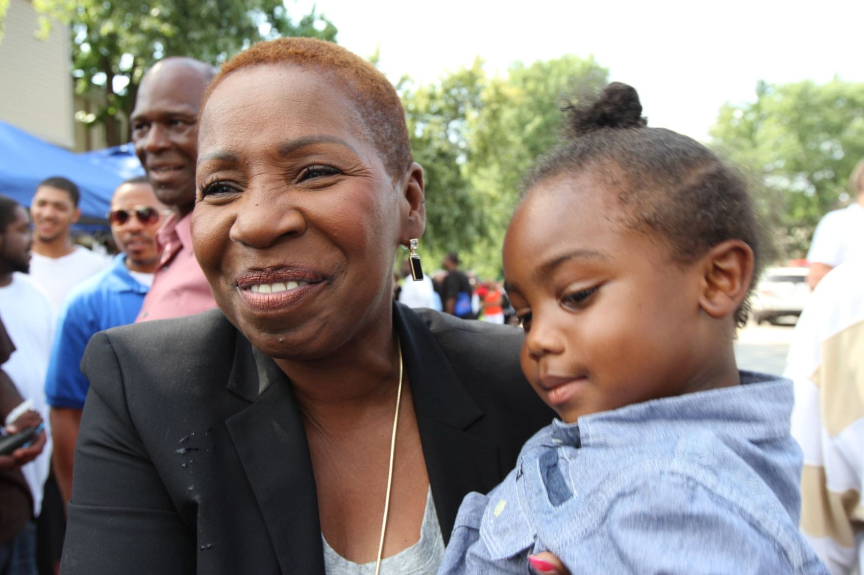 Iyanla ‘fixes’ on Ferguson - St. Louis American
