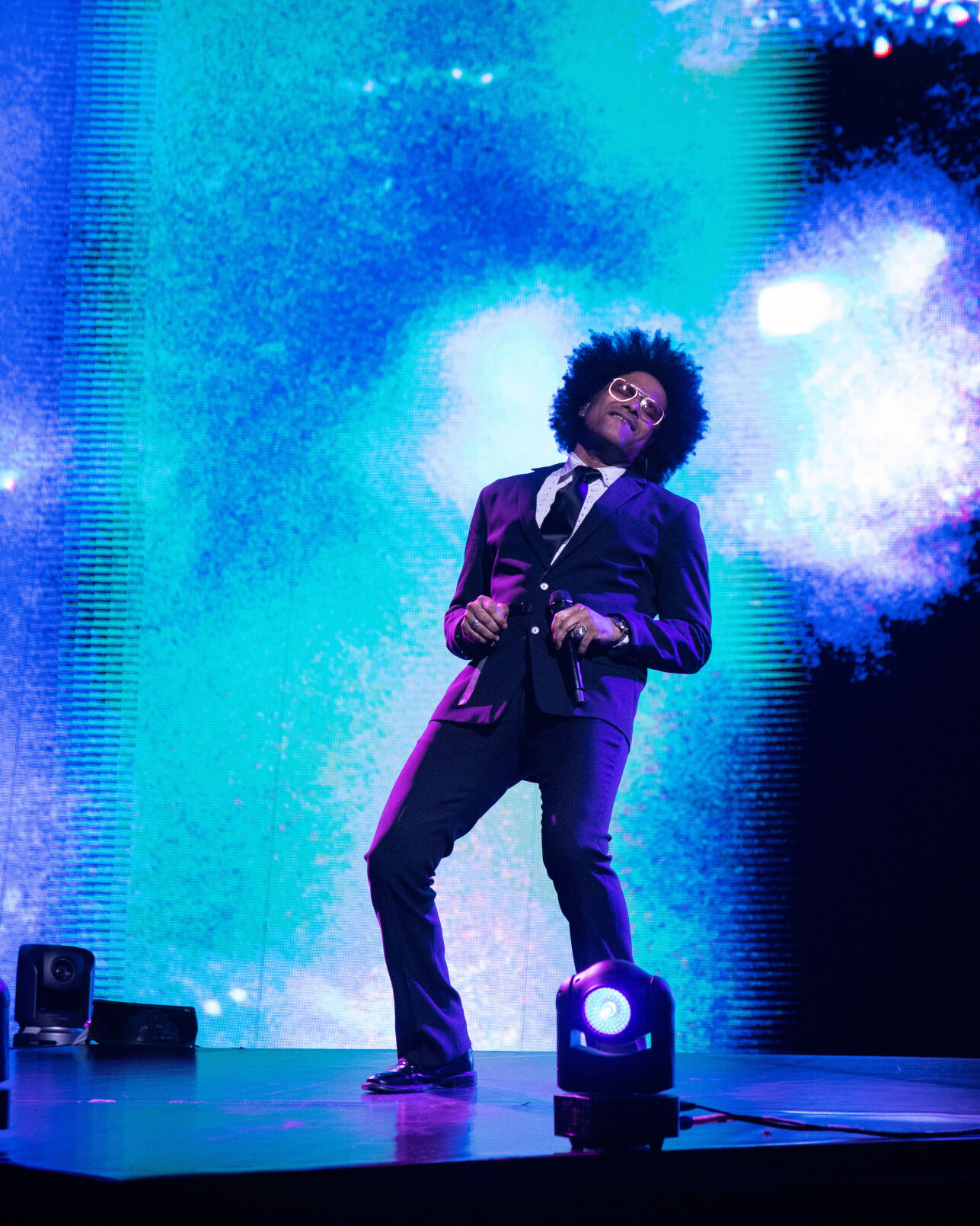 Maxwell’s “The Night Tour” treated fans with the performance of a ...