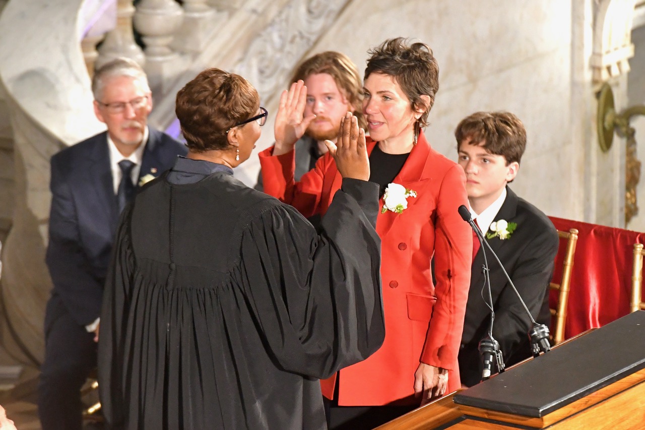 Cara Spencer sworn in as St. Louis mayor - St. Louis American